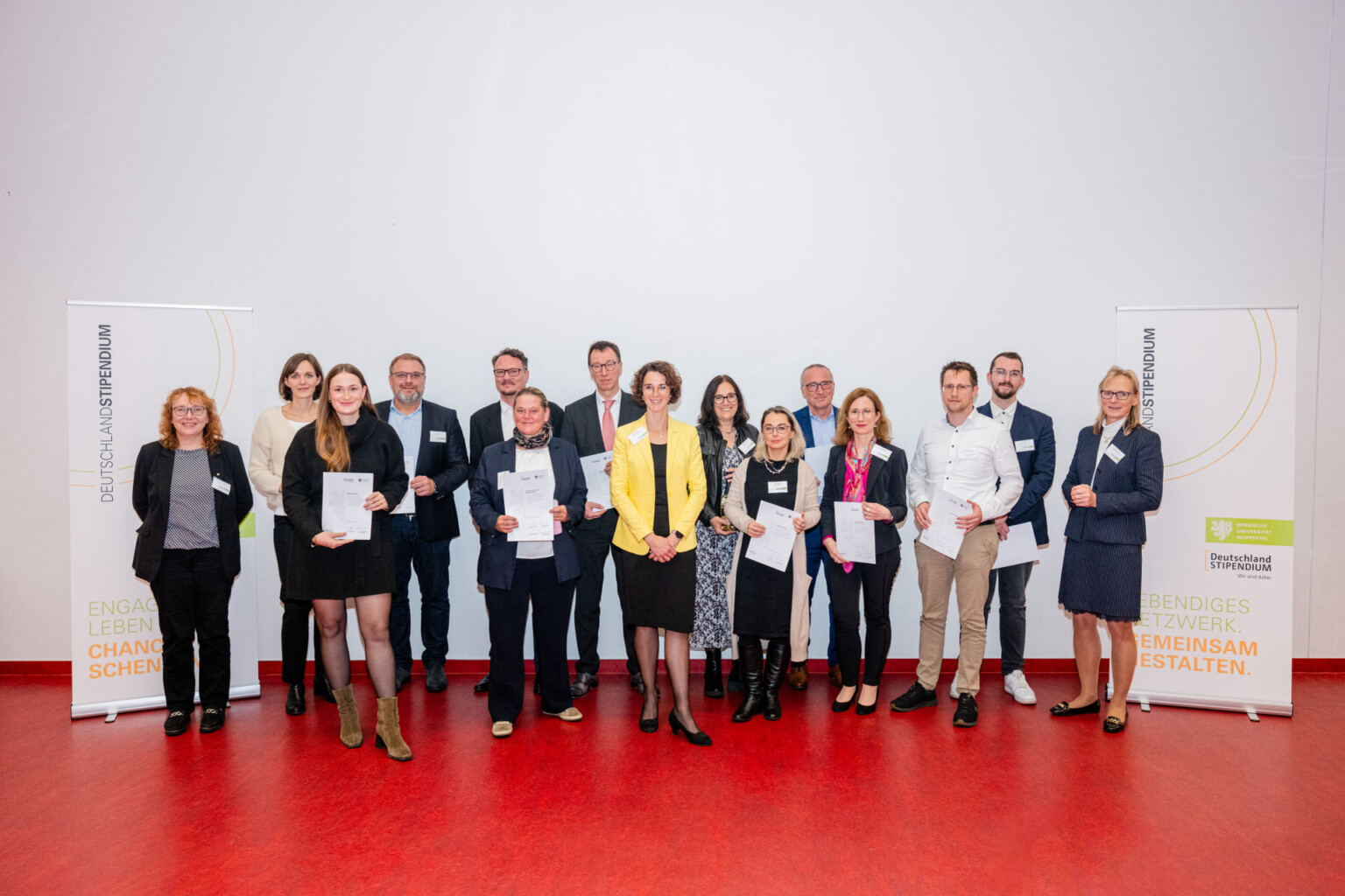 HUEHOCO - Coil Coating Experten mit 100+ Jahren Erfahrung